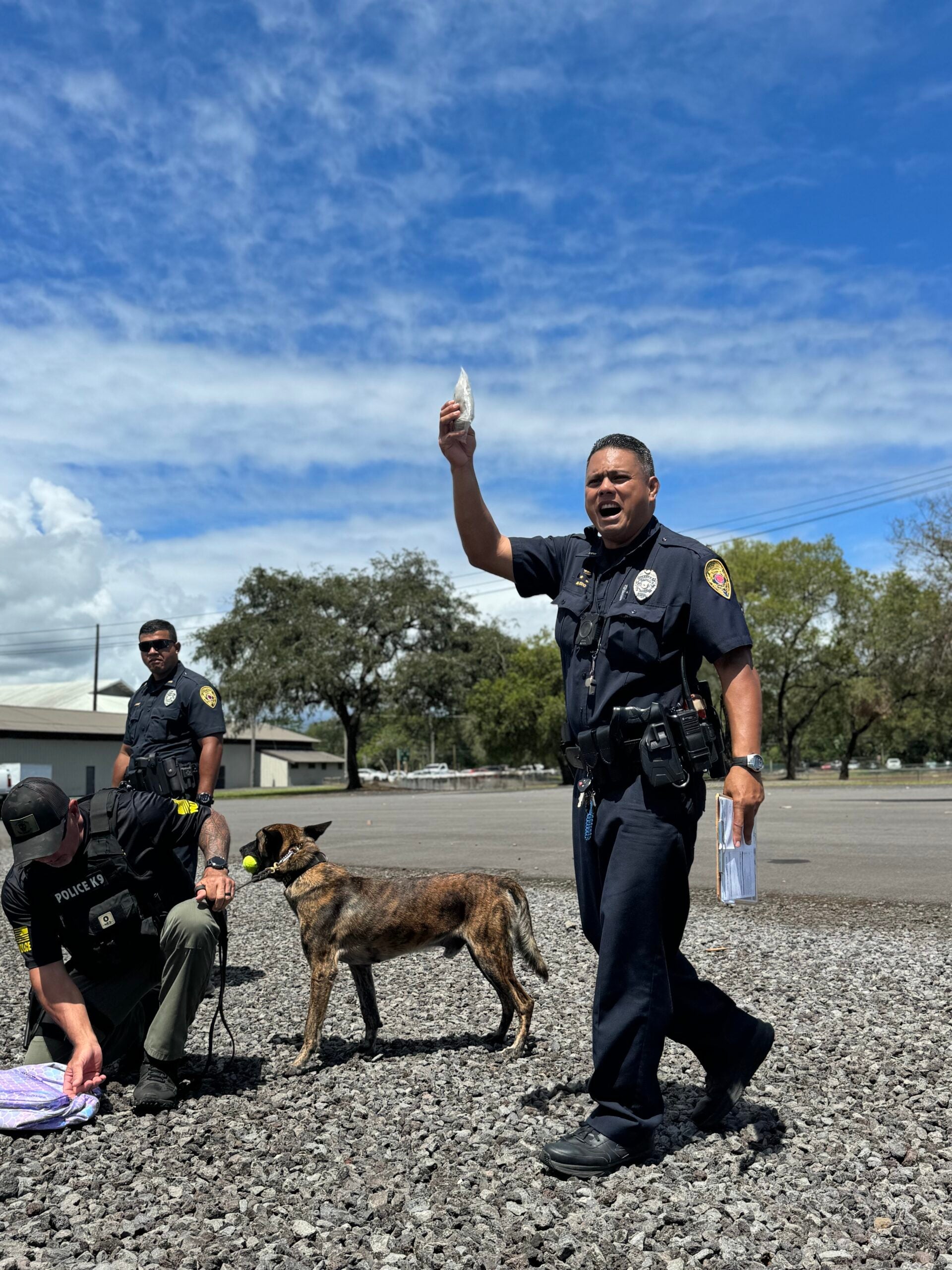 Hawaiʻi Police Department | Police Celebrate DARE Day Graduates in East ...